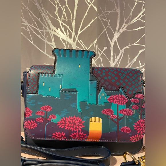 Disney | Bags | Bnwt Disney Pixar Brave Princess Merida Castle ...